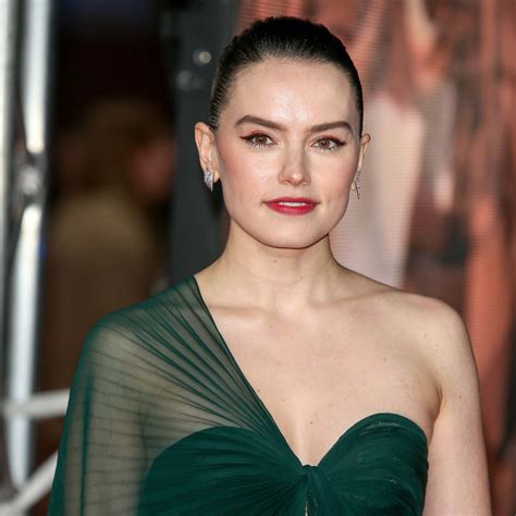 Daisy Ridley Reveals Lesson She Learned With Chaos Walking Pearl And Dean Cinemas