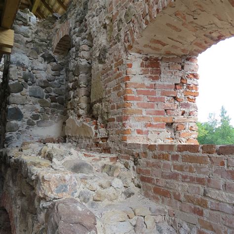 Rauans Pils Starpejas Audiogids Raunas Tūrisma Objektiemrauna