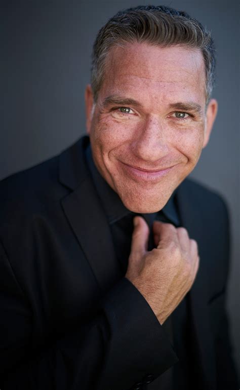 Las Vegas Magician To Hire Zach Waldman