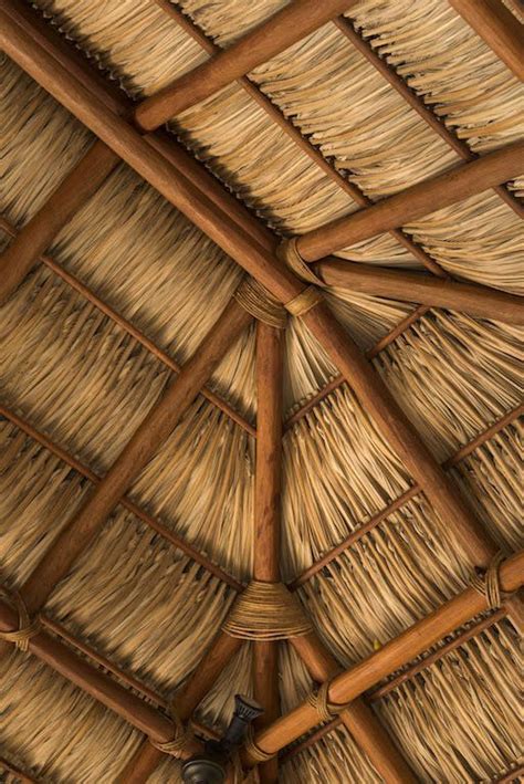 Pin De Aleksei Paw En КРЫША Roof 屋根 屋顶 Das Dach Techo De Caña Techo De Bambú Techo De Paja