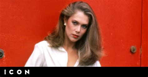 Kathleen Turner Sad Story Of A Sex Symbol Who Preferred To Be Considered An Alcoholic To
