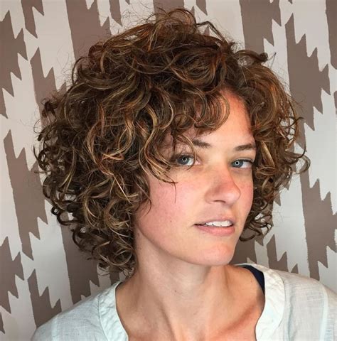 65 Different Versions Of The Curly Bob Hairstyle Curly Hair Photos