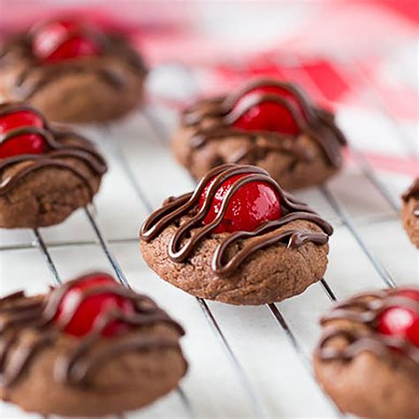 Chocolate Covered Cherry Cake Shotts