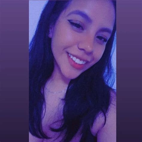 Becca Rebecatomoe • Threads Say More