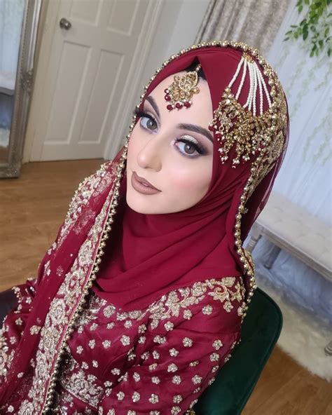 Pin By ↻our World On Pakistani Clothes Hijabi Brides Bridal Hijab