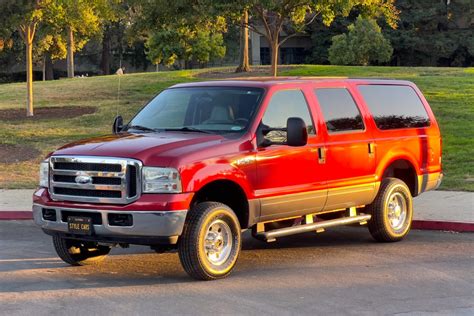 No Reserve 2005 Ford Excursion Xlt V10 4x4 For Sale On Bat Auctions Sold For 18 750 On