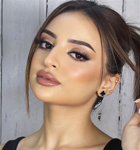 Gallery Sanasmakeup