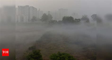 Pune Cloud Cover Recedes Minimum Temperature Drops To 148 Degrees