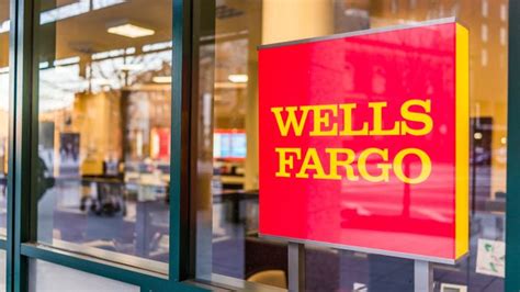 Wells Fargo Near Me Find Branch Locations And Atms Nearby Gobankingrates