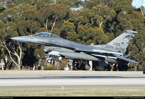 Aircraft Photo Of 89 2125 Af89 125 General Dynamics F 16cm Fighting