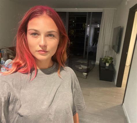 Anna Kalinskaya Bio Age Height Wiki Models Biography