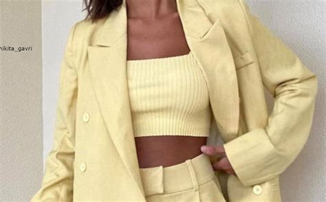 Sunny Yellow Outfits To Match The Sunny Weather Fashionisers©