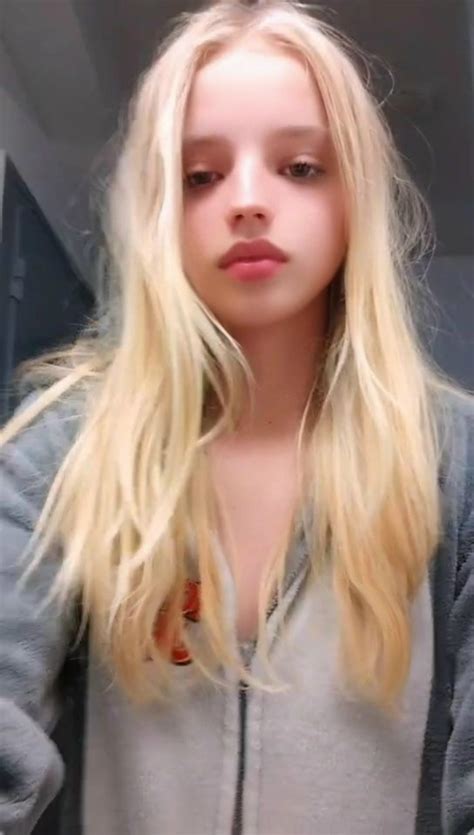 Профиль Александра Зубко фото местоположение друзья аналитика страницы ВКонтакте