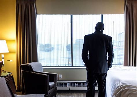 Video Shows Fight After A Husband Caught His Wife Cheating With A Pastor At Hotel Room Allegedly