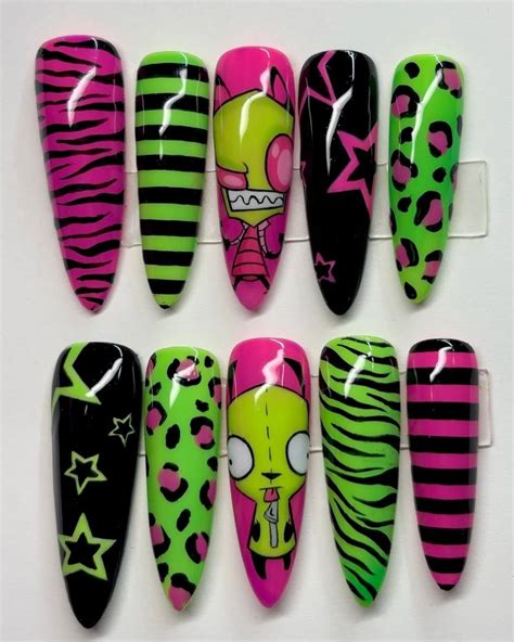 Pin By I 𝓯𝓻𝓮𝓪𝓴𝓲𝓵𝔂 Goon To Gi On Cute 3 In 2025 Really Cute Nails