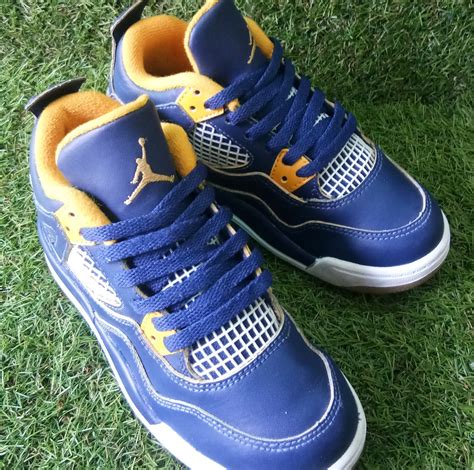 Jjt เกิบน้อยมือสอง