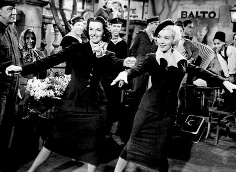 Behind The Scenes Photos Of Marilyn Monroe And Jane Russell On The Set