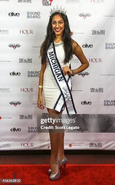 Miss Teen Michigan Usa Simran Reddy Pose At The Soundboard Motor
