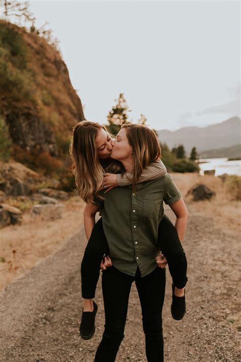 13 Lesbian Couples Photography Ideas Lesbian Couples Photography Lesbian Couple Cute Lesbian