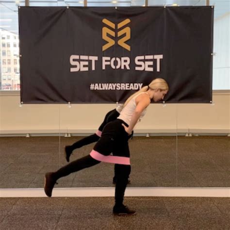 Heres The Best Booty Band Workout For Your Glutes And Thighs Set For Set