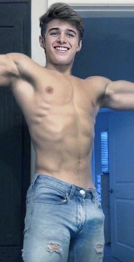 Bulges And Open Flies Photo 5