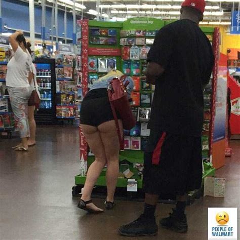 Walmart Customers Proudly Show Off Their Buttcracks 41 Photos