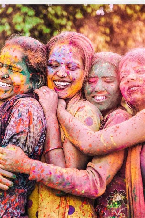 Hooli Festival In World