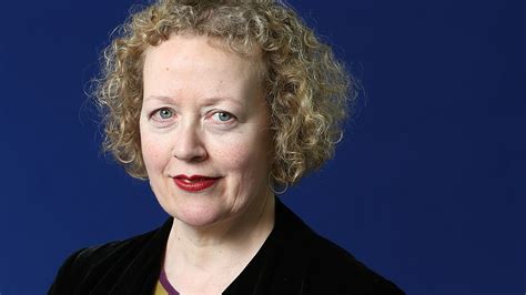 Novelist Lucy Ellmann Fills 1000 Pages With One Long Sentence