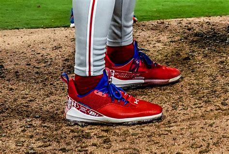 What Pros Wear Bryce Harpers Ua Harper 7 Cleats What Pros Wear