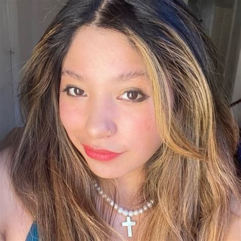 Frisa 29 • Threads Say More