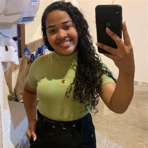 Ester Samara Estersll • Threads Say More