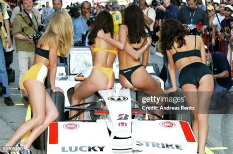 Formula 1 Grid Girl Photos And Premium High Res Pictures Getty Images