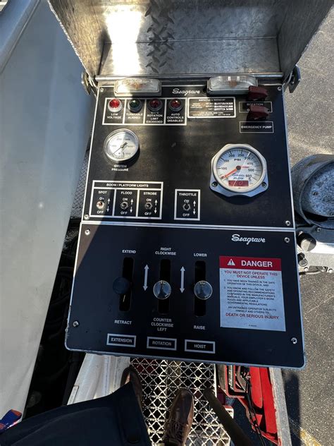 2004 Spartan Aerialscope Mid Mount 75 Tower Firetrucks Unlimited