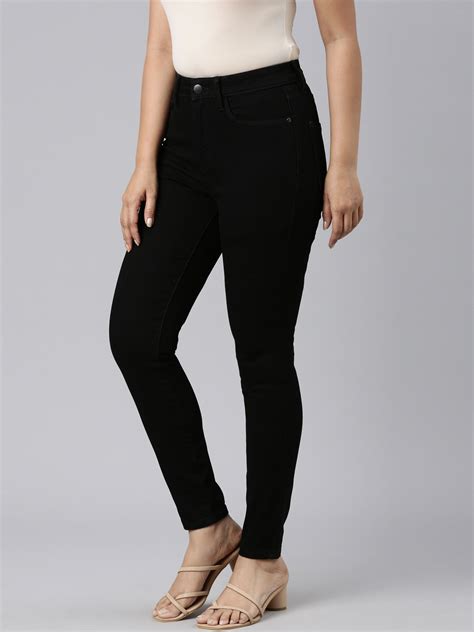 Women Solid Black Mid Rise Skinny Jeans