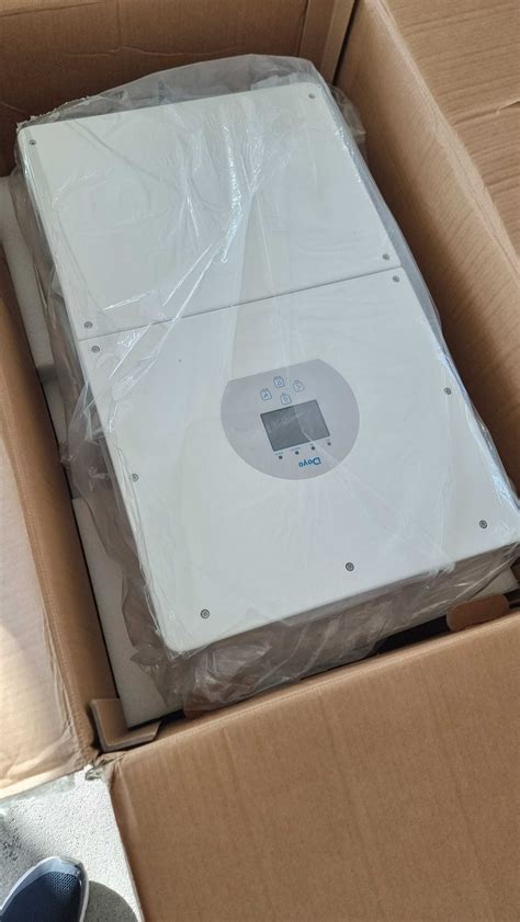 Mонофазен хибриден инвертор Deye 16kw Sun 16k Sg01lp1 Eu гр Стара Загора Била • Olx Bg