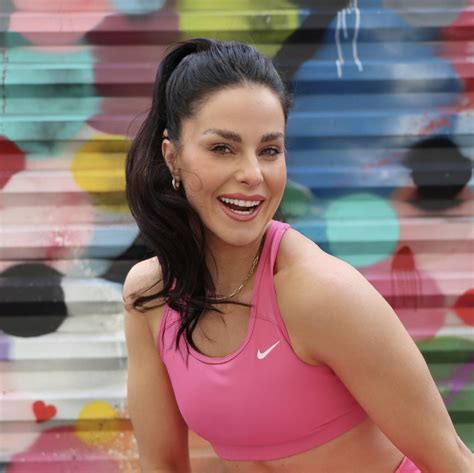 Nyc Week In Review 🎄🗽 As Of Nov 30th The Rockefeller Angels Are In