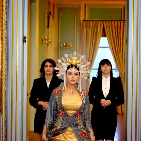 ‎مژگان عظیمیخواننده‎ Mojganazimiiran • Instagram Photos And Videos