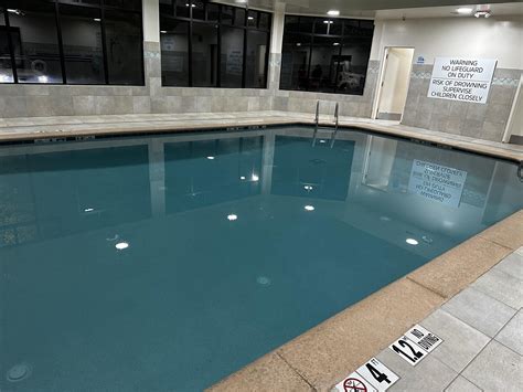 An Indoor Hotel Pool With No People Chefs Kiss Rpics