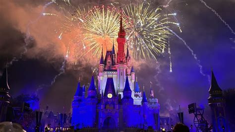 Breaking Disneys Fourth Of July Fireworks Expanded At Disneyland And