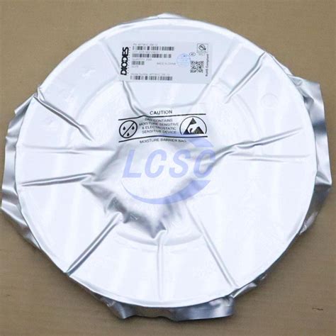 MCP1703AT 3002E DB Microchip Tech Linear Voltage Regulators LDO JLCPCB