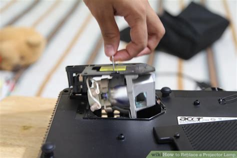 How To Replace A Projector Lamp 9 Steps With Pictures WikiHow