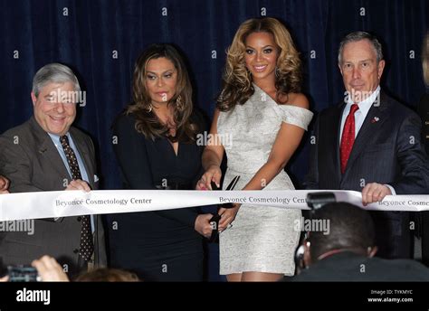 L R Brooklyn Borough President Marty Markowitz Tina Knowles Beyonce