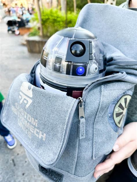 Guide To Build A Droid At Disney World Droid Depot