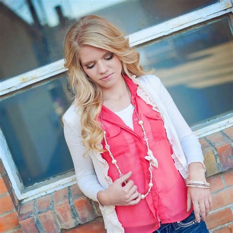 Lauren Alvarez Youtube