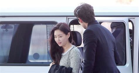 사진 김사랑 우아한 하차