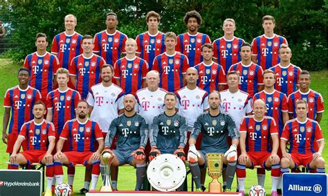 El Bayern De Guardiola Presenta Nuevo Equipo La República Ec