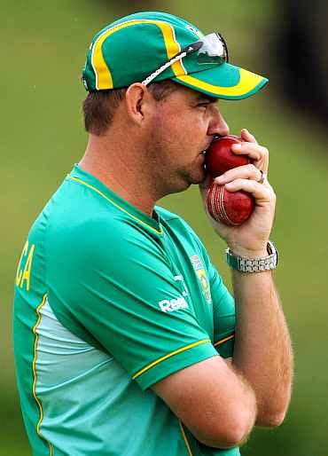 Ntini Played The Race Card Mickey Arthur Rediff Cricket