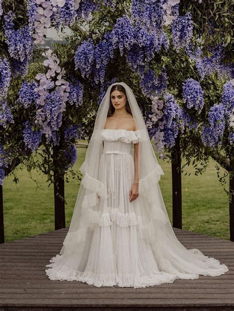 The Very Best Celebrity Wedding Dresses Of All Time According To The