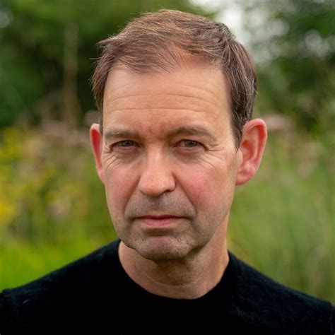 Internationally Renowned Academic Lee Sweetlove Joins Moa Moa Technology