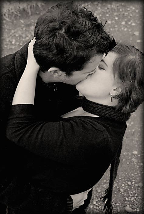Intense Kiss Reference Dramatic Kissing Two People Kissing Reference